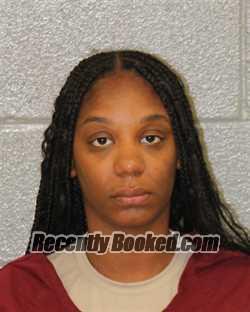 Recent Booking / Mugshot for ALEXANDRIA JESSIE ALSTON in Mecklenburg ...