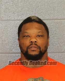 Recent Booking / Mugshot for DARRYL FITZGERALD WHITESIDE in Mecklenburg ...