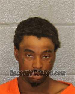 Dontavius Demarkus Hollis Mugshot & Arrest Info | Mecklenburg County, NC