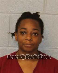 Recent Booking / Mugshot for SAMIA CHAMBERS in Mecklenburg County ...