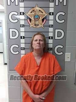 Recent Booking / Mugshot for BOBBIE HAMBLIN in Madison County, Kentucky