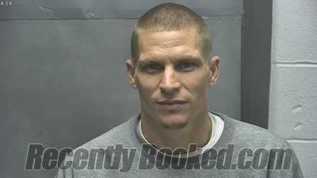 Recent Booking / Mugshot for GREGORY SCOTT ROBERTS in Meade County ...