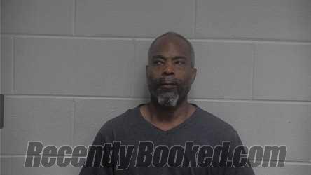 Recent Booking / Mugshot for LAMONT TERRELL STARKS in Oldham County ...