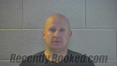 Recent Booking / Mugshot for JONATHAN KYLE DINSMORE in Pulaski County ...