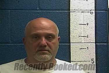 Recent Booking / Mugshot for JERRY LEE SAYLOR in Rockcastle County ...