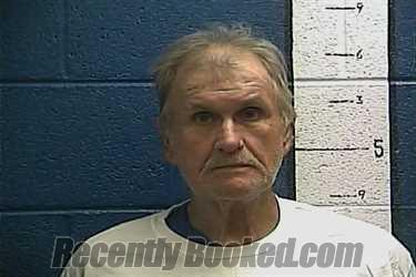 Recent Booking / Mugshot for LARRY DEAN WOODALL in Rockcastle County ...