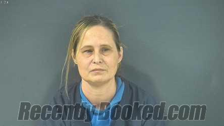 Recent Booking / Mugshot for AMBER L JONES in Russell County, Kentucky