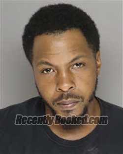 Recent Booking / Mugshot for CLIFTON DARRELL MCCORMICK in Moore County ...