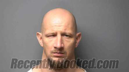 Recent Booking / Mugshot for HUNTER WHITTAKER in Simpson County, Kentucky