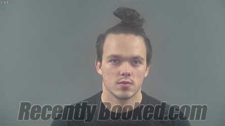 Recent Booking / Mugshot for CALEB IAN CANTRELL in Warren County, Kentucky