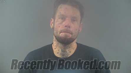 Recent Booking / Mugshot for CASEY LENNON KNOTT in Warren County, Kentucky