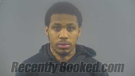 Recent Booking / Mugshot for JADEN SINCERE COMMODORE in Warren County ...