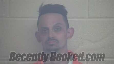 Recent Booking / Mugshot for DUSTIN NEIL ROSS in Webster County, Kentucky