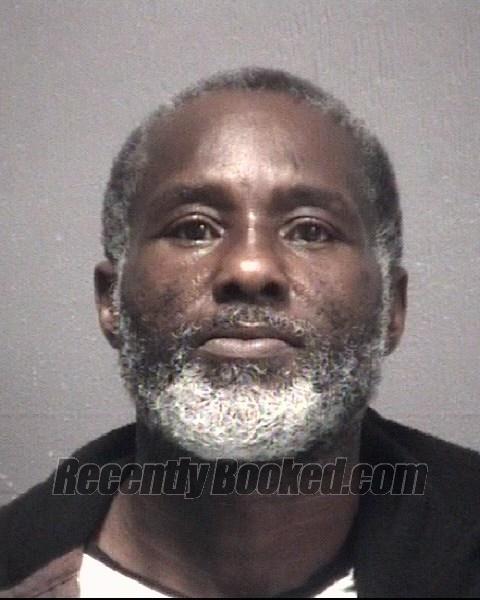 Recent Booking / Mugshot for LESLIE LEON CARMICHAEL in New Hanover ...
