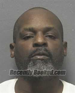 Recent Booking / Mugshot for ROGER DANIEL DAYE in New Hanover County ...