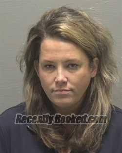 Recent Booking / Mugshot for VICTORIA LYNN CARPENTER in New Hanover ...