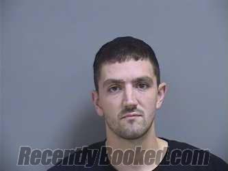 Recent Booking / Mugshot for SHANE ROBERT LUNT in Somerset County, Maine