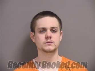 Recent Booking / Mugshot for LANDYN ROBERT PARADIS in Somerset County ...