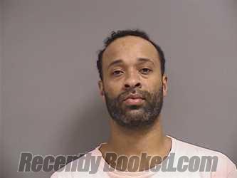 Recent Booking / Mugshot for ZAYD ISSAH in Somerset County, Maine