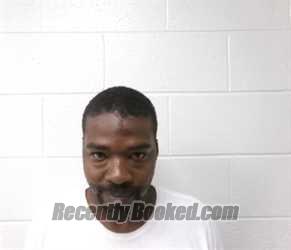 Recent Booking / Mugshot for DAVON NATHANIEL FIELDS in Allegany County ...