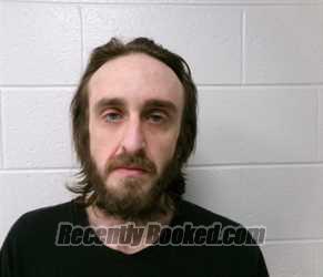 Recent Booking / Mugshot for GARRY LEE LEGEER in Allegany County, Maryland