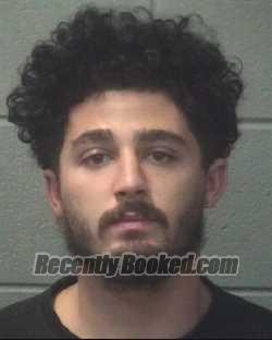 Recent Booking / Mugshot for JAYLIN LANCE CALLISON in Onslow County ...