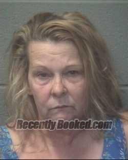 Recent Booking / Mugshot for JENNIFER HELEN STOWE in Onslow County ...