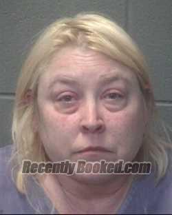 Recent Booking / Mugshot for JENNIFER ROSE GLADU in Onslow County ...