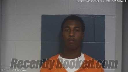 Recent Booking / Mugshot for CLEVON LAMONT KILLETTE in Dorchester ...