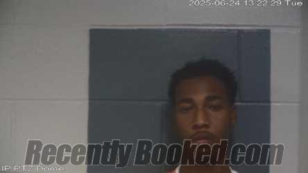 Recent Booking / Mugshot for CLEVON LAMONT KILLETTE in Dorchester ...