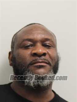 Recent Booking / Mugshot for DERRICK XAVIER GREEN in St Marys County ...