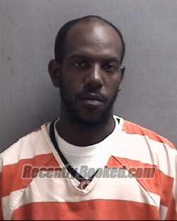 Recent Booking / Mugshot for AARON DEL`SHAWN LIGHTFOOT in Pasquotank ...