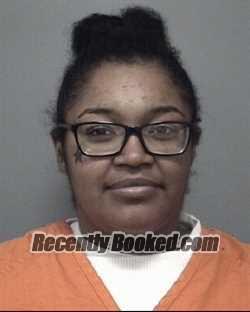 Recent Booking / Mugshot for AJA IMAN SMITH in Calhoun County, Michigan