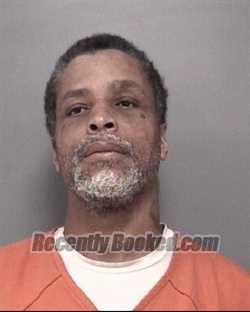 Recent Booking / Mugshot for JARVIS LEANDER ROBINSON in Calhoun County ...