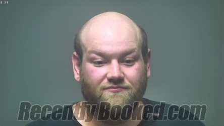 Recent Booking / Mugshot for DAMON LEARY PHILLIPS in Isabella County ...