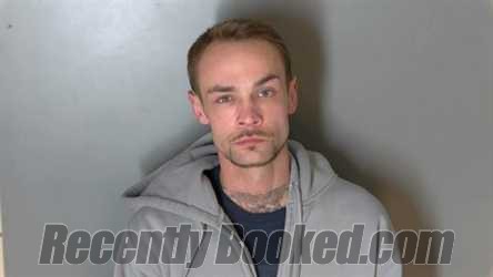 Recent Booking / Mugshot for JOHNATHON RICHARD PRUNKL in Macomb County ...