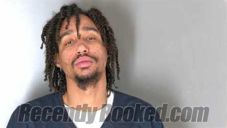 Recent Booking / Mugshot for MAURICE DENARIO BEAVERS in Macomb County ...
