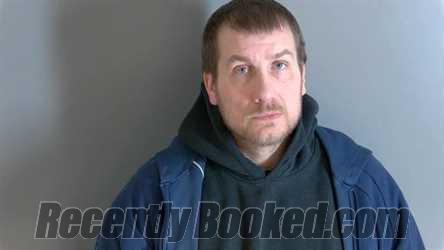 Recent Booking / Mugshot for VINCENT SEBASTIAN RIZZO in Macomb County ...