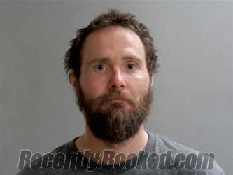Recent Booking / Mugshot for DARRYL PATRICK LARSON in Marquette County ...