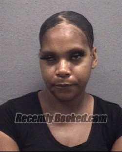 Recent Booking / Mugshot for ANGELA MARIE LOGAN in Muskegon County ...