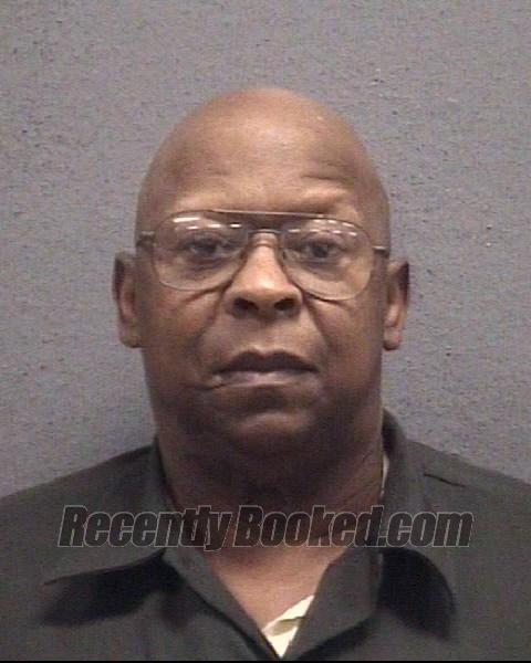 Recent Booking / Mugshot for BILLY SHANKS in Muskegon County, Michigan