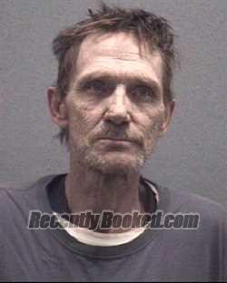 Recent Booking / Mugshot for CEVIN LOU THOMPSON in Muskegon County ...