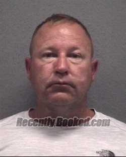 Recent Booking / Mugshot for DEREK SNIDER in Muskegon County, Michigan