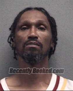 Recent Booking / Mugshot for TERRY DWAYNE HENDRICKS in Muskegon County ...