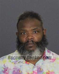 Recent Booking / Mugshot for DONALD LAMONT JACKSON in St Clair County ...