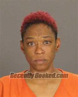 Recent Booking / Mugshot for LATINA SHERELL TAYLOR in St Clair County ...