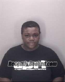 Recent Booking / Mugshot for SHAMANEEK OCTAVIA BRYANT in Robeson County ...