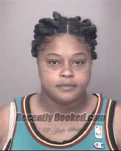 Recent Booking / Mugshot for KARQUITA KASHAY SIMMS in Robeson County ...