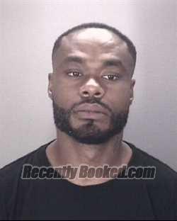 Recent Booking / Mugshot for ALFONZO NATHANIEL PEARSON in Robeson ...
