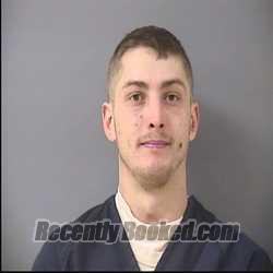 Recent Booking / Mugshot for JUSTIN JAMES SONDROL in Benton County ...
